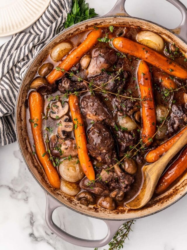 Julia Child’s Classic Coq Au Vin Recipe – The Travel Bite