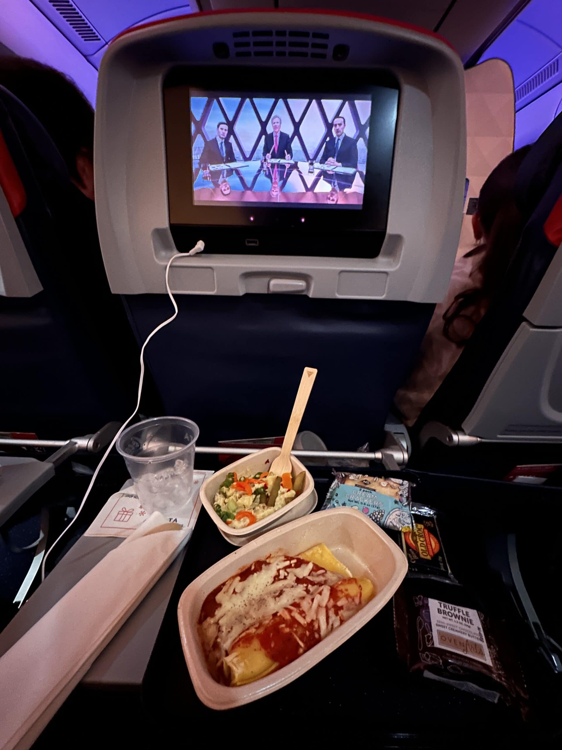 Delta Comfort Plus Review - The Travel Bite