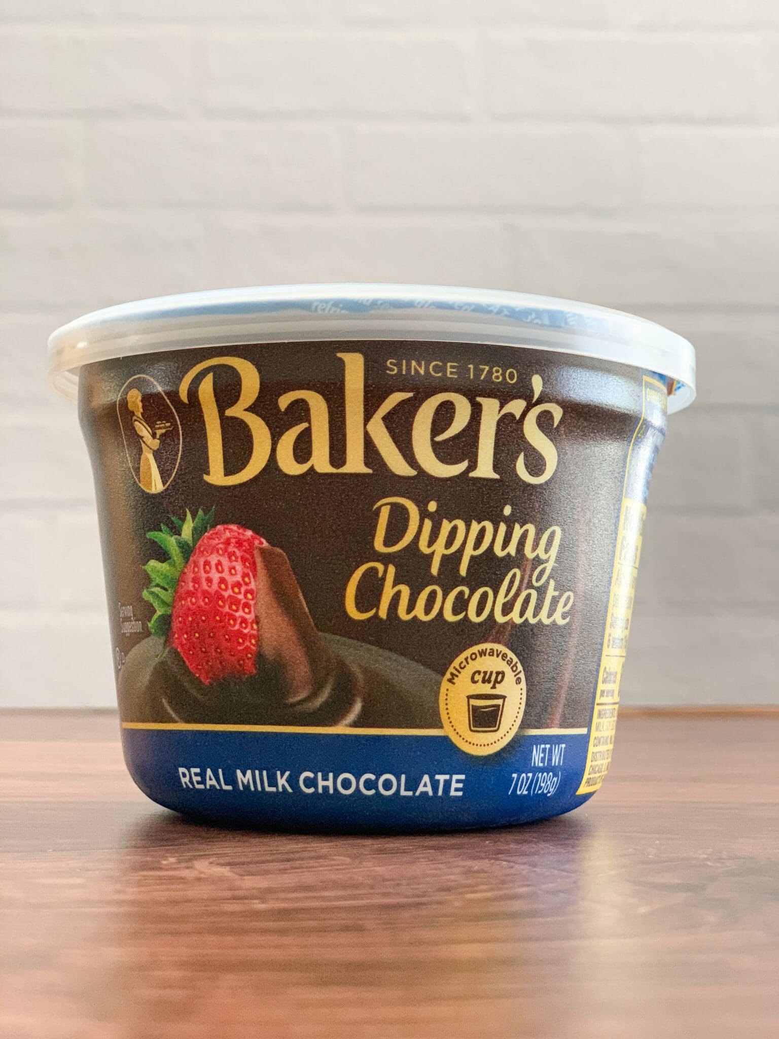 EASY Chocolate Dipped Oatcakes – The Travel Bite