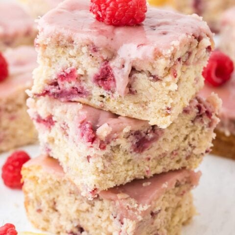 EASY Raspberry Lemon Bars Recipe – The Travel Bite