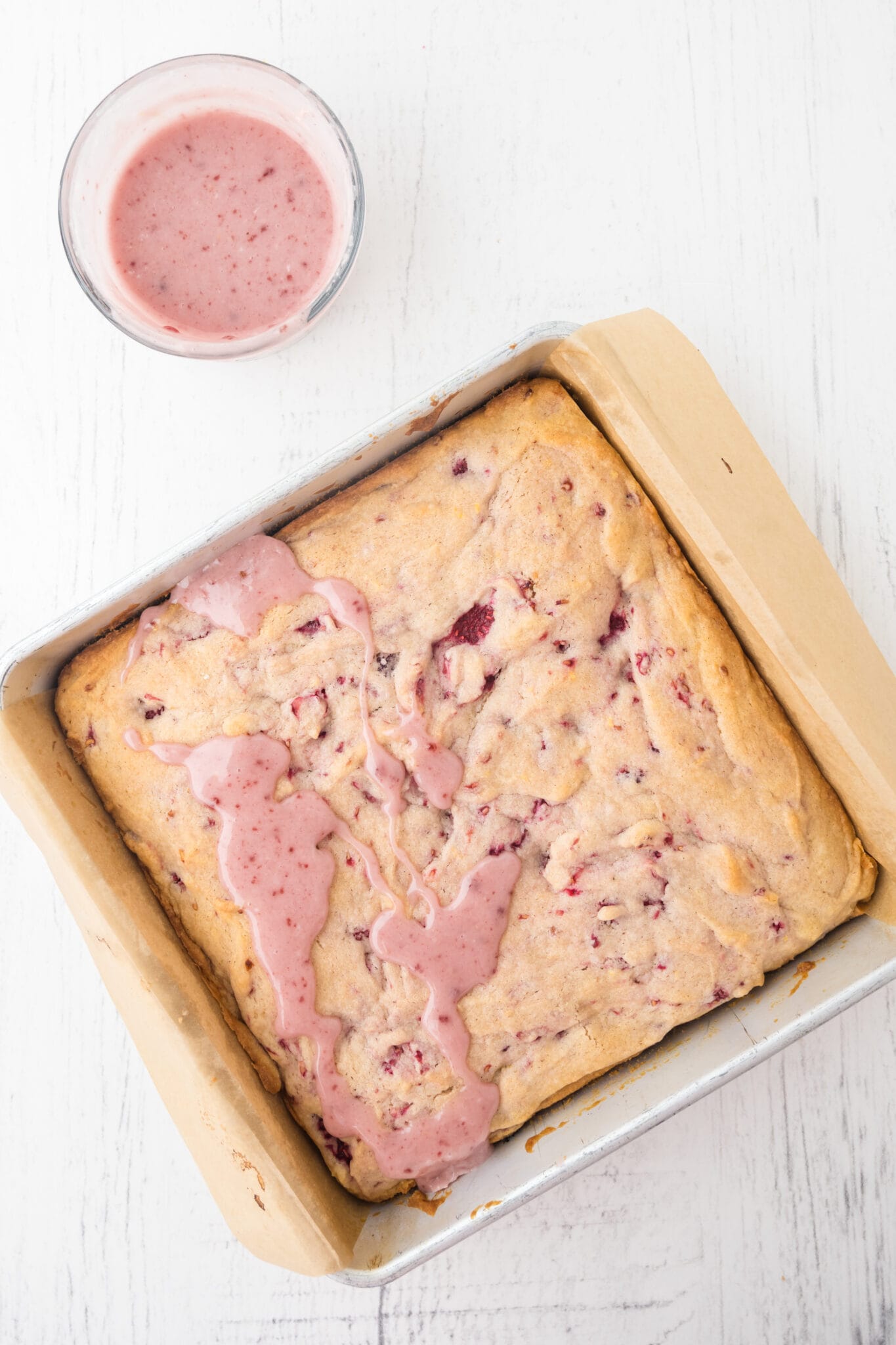 EASY Raspberry Lemon Bars Recipe – The Travel Bite