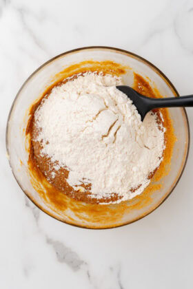 Welsh Gingerbread Loaf With Candied Ginger – The Travel Bite